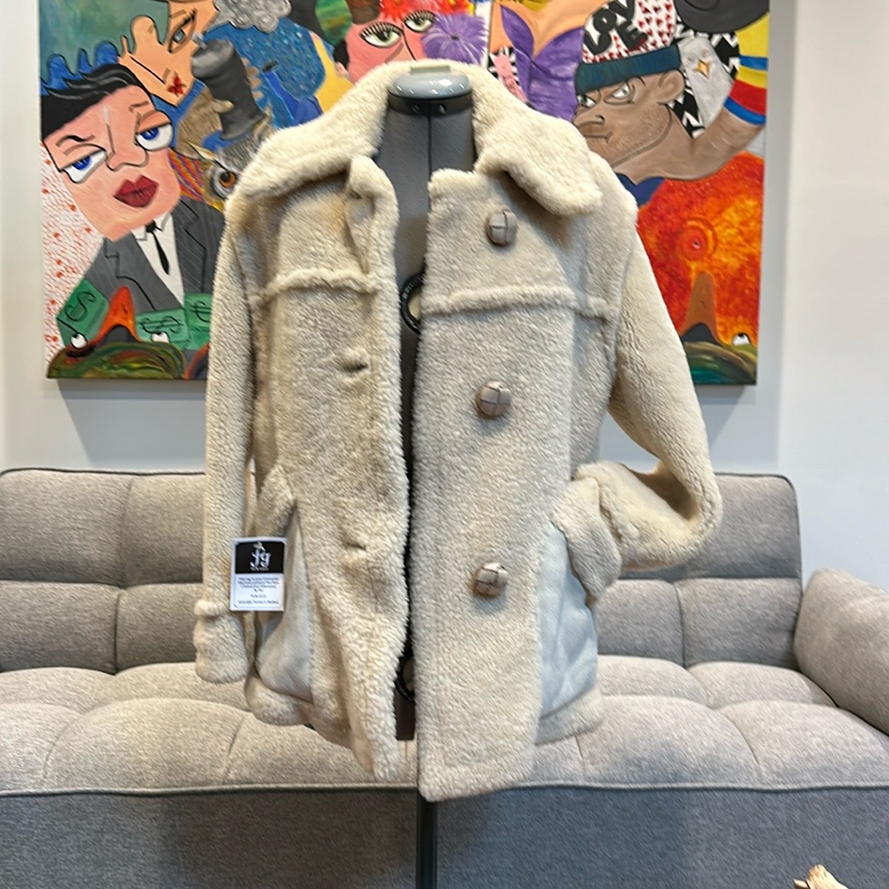 Coach 1941 Cream Shearling Coat With Printed Lining - Gem